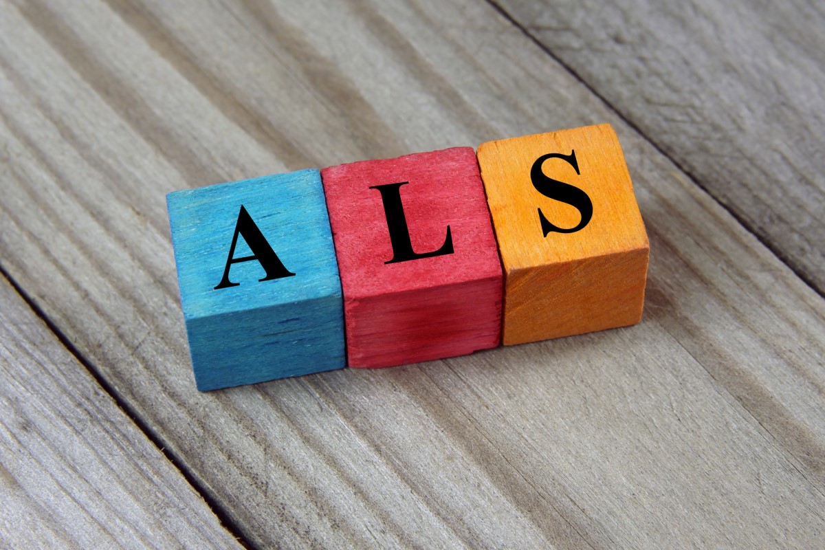 Amyotrophic lateral sclerosis (ALS): what are the first symptoms and ...