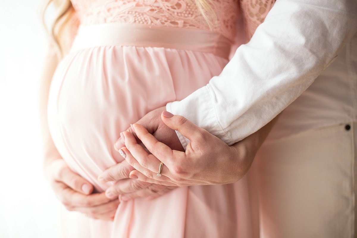 35th week of pregnancy: birth is approaching. Who will accompany you ...