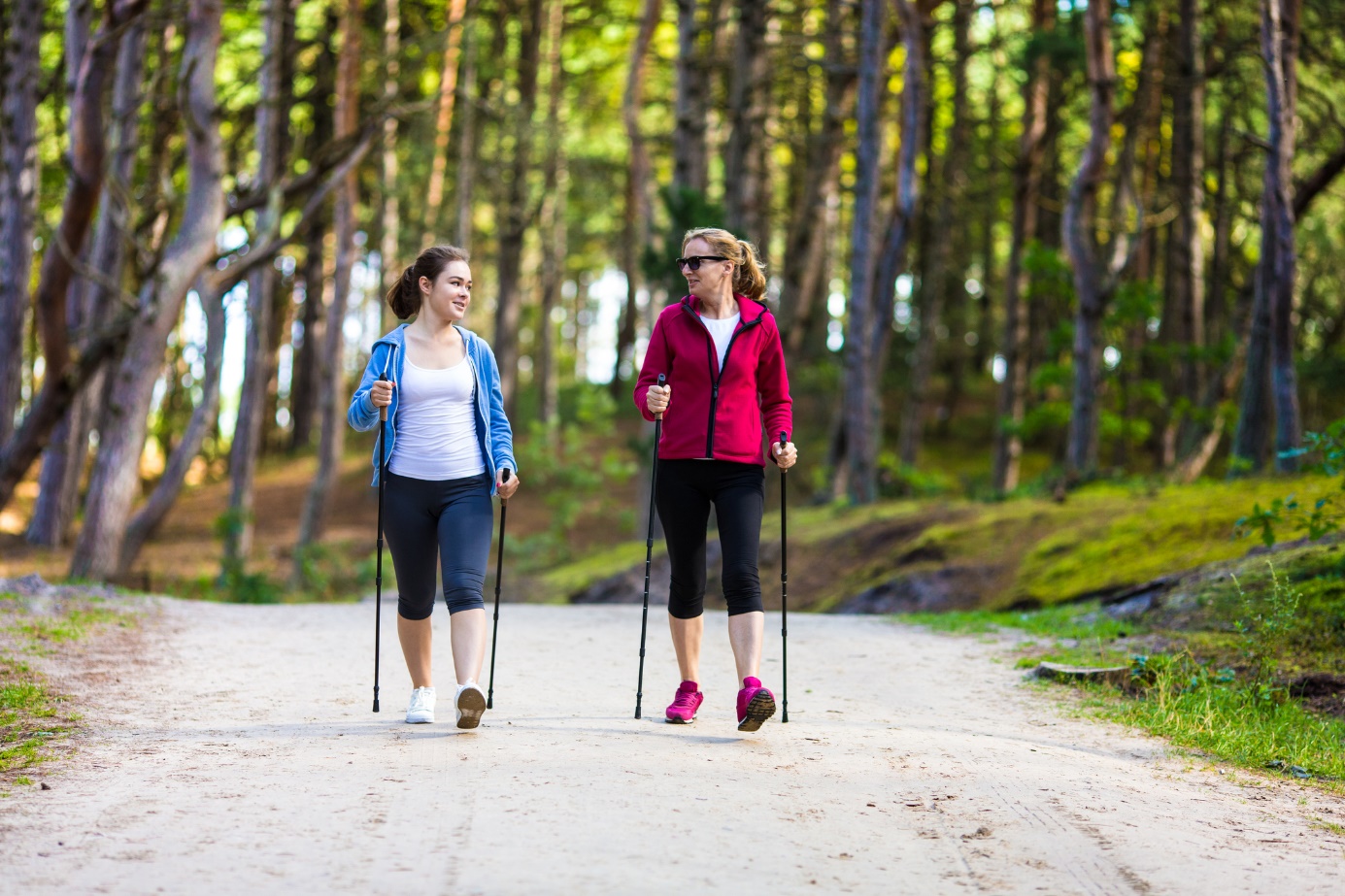 Nordic walking: Nordic walking for health? Learn about the effects and ...